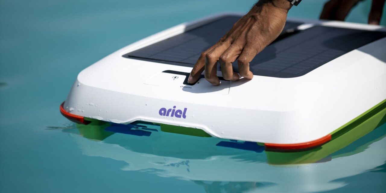 Pivot-Solar Breeze robot enables more sustainable pool cleaning - Futurride