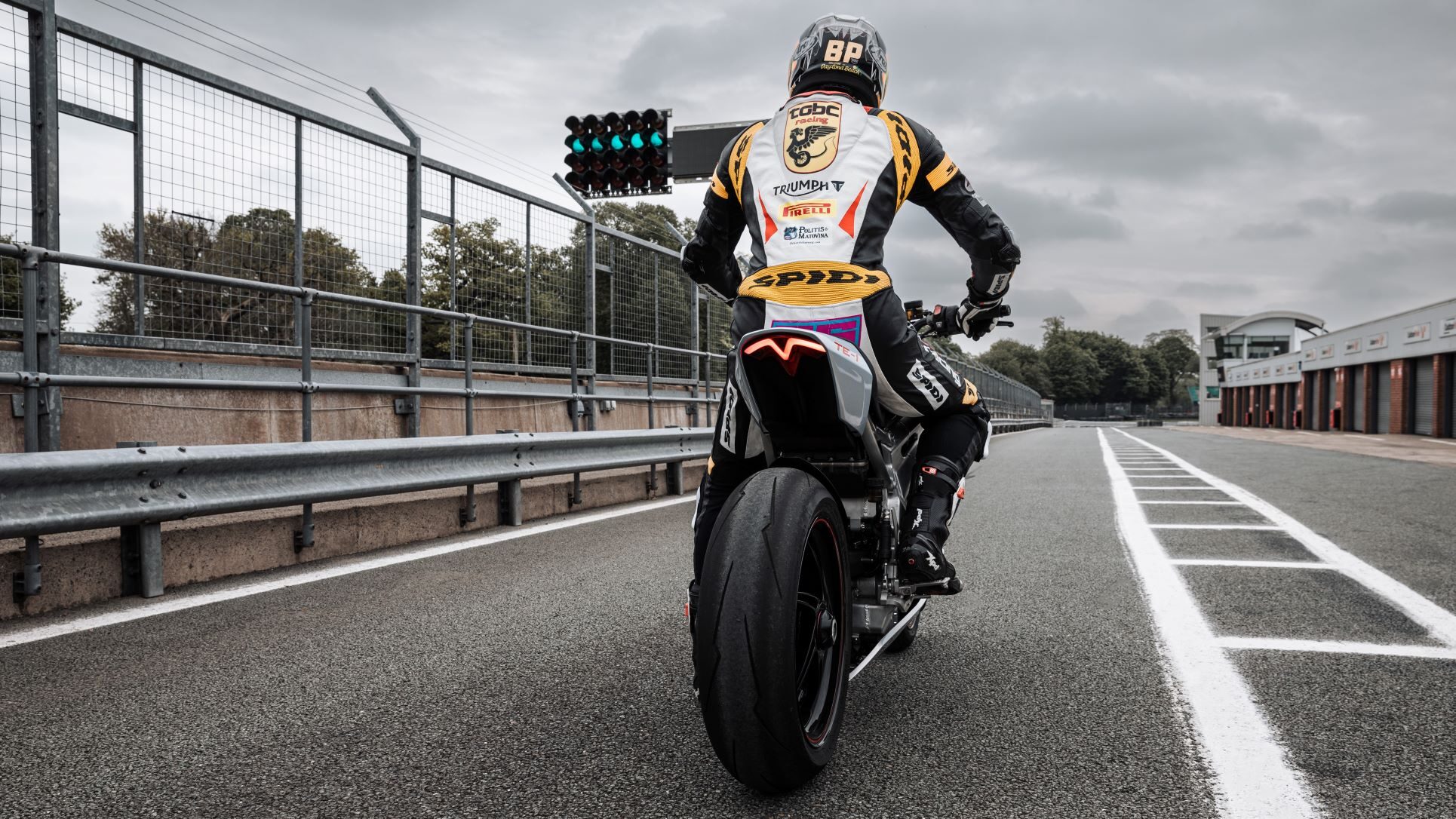 P7 leads Xpeng's smart electric vehicle mission - Futurride