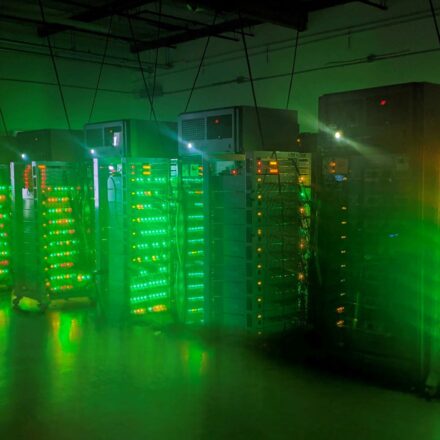 Momentum builds for Qualcomm’s Snapdragon autonomy and connectivity ...